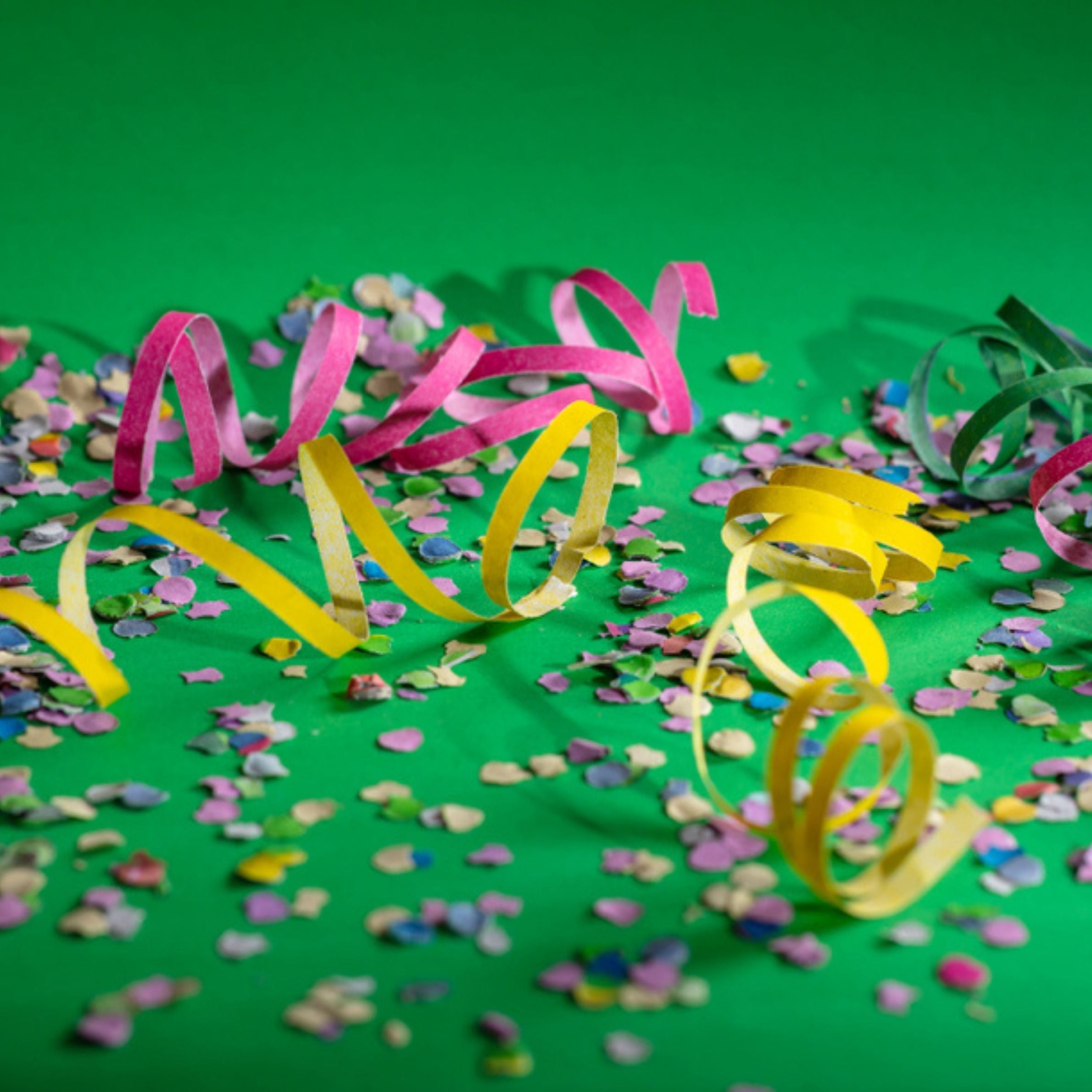 Carnaval versiering kopen? SoLow - Voor 22:30 besteld = vandaag verzonden